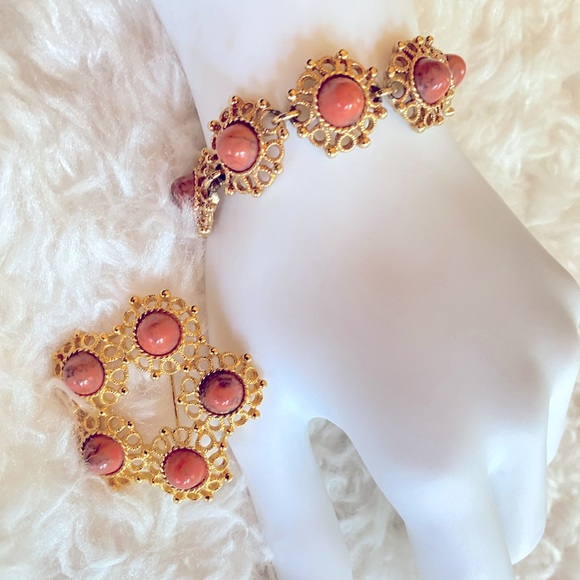 Sarah Coventry | Jewelry | Vintage Sarah Coventry Valencia Brooch And ...